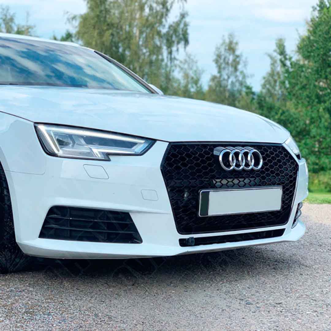 ΜΑΣΚΑ [RS4 TYPE V1] ΜΑΥΡΗ ΓΥΑΛΙΣΤΕΡΗ ΓΡΙΛΙΑ ΜΠΡΟΣΤΑ ΠΡΟΦΥΛΑΚΤΗΡΑ AUDI ...